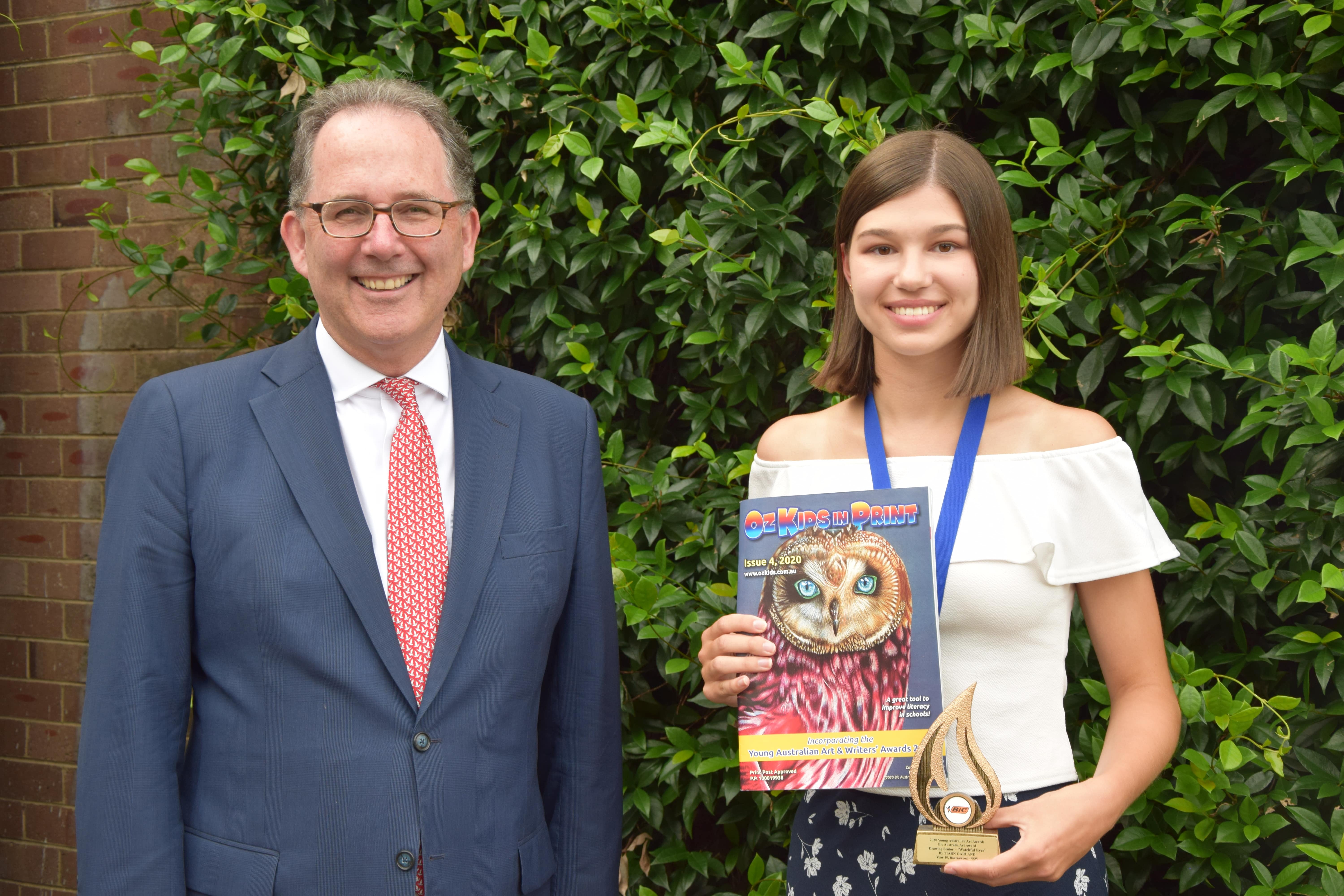Tiarn Garland Receives A National Art Award - Alister Henskens SC MP ...